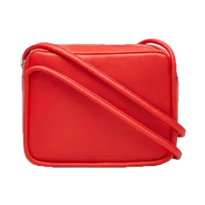 The Fashion Crowd Is Obsessed With This Bag—And It’s Adorable