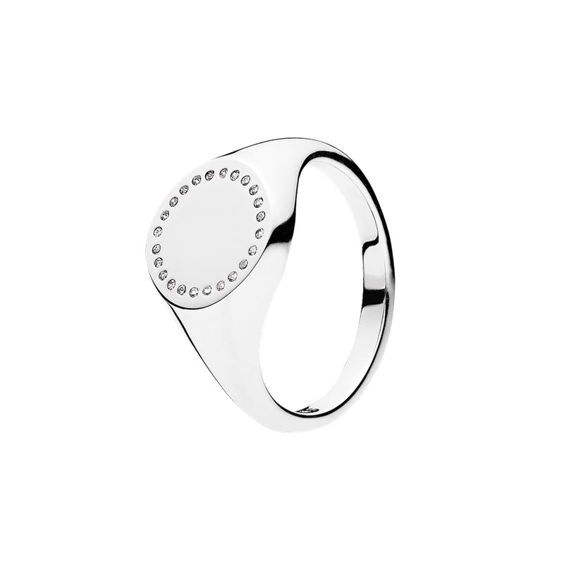 Is This The New Ring Stacking Trend?