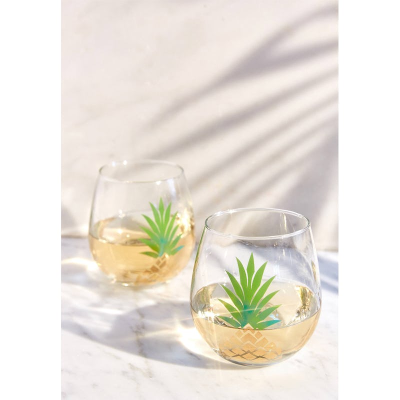 The Prettiest Glassware To Elevate Your Summer Tablescape