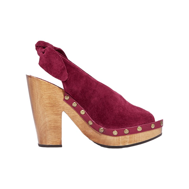 Leave It To Sarah Jessica Parker To Make This Ugly Shoe Incredibly Chic