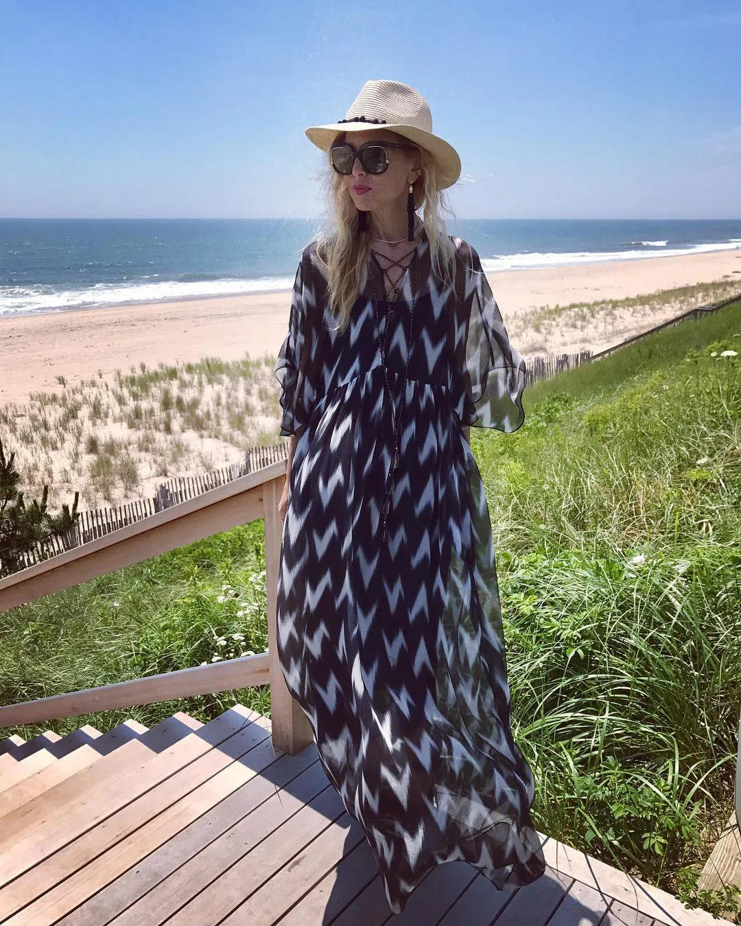 The Best Celebrity Vacation Outfits