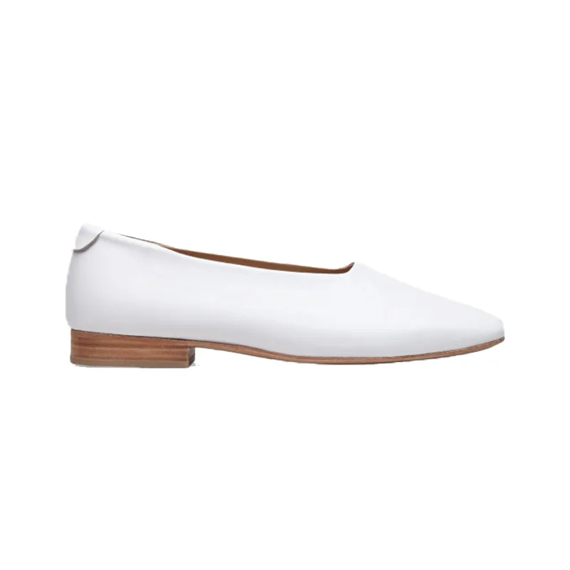 These Affordable Flats Are Perfect For The Office