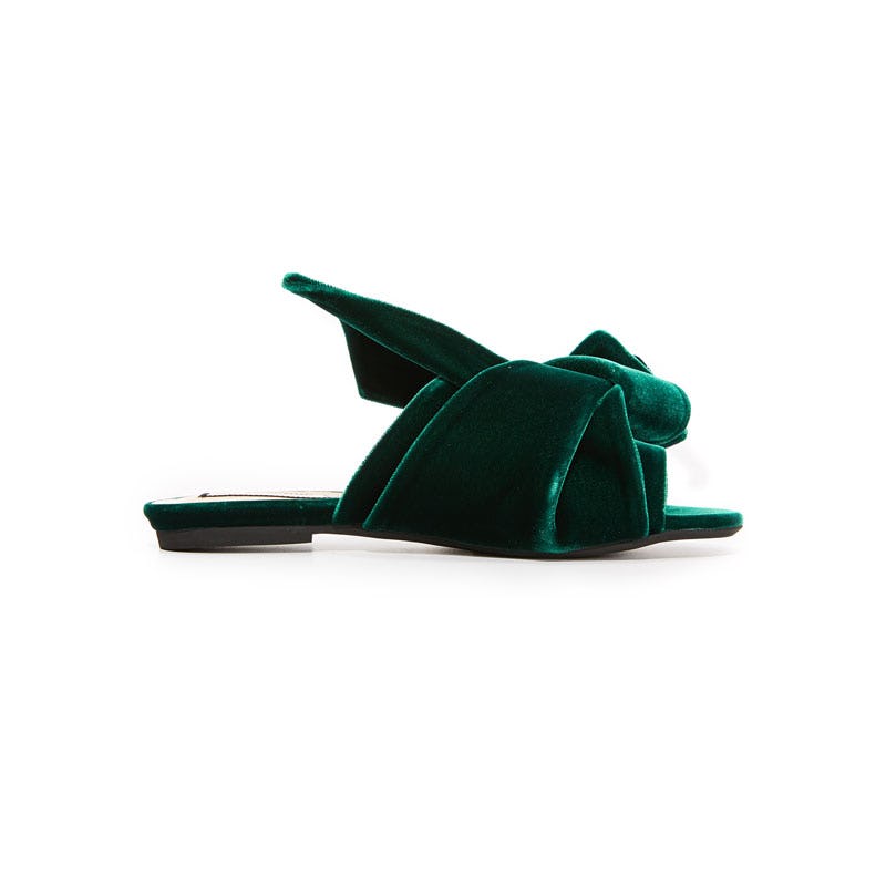 The Best Velvet Pieces To Wear For Fall