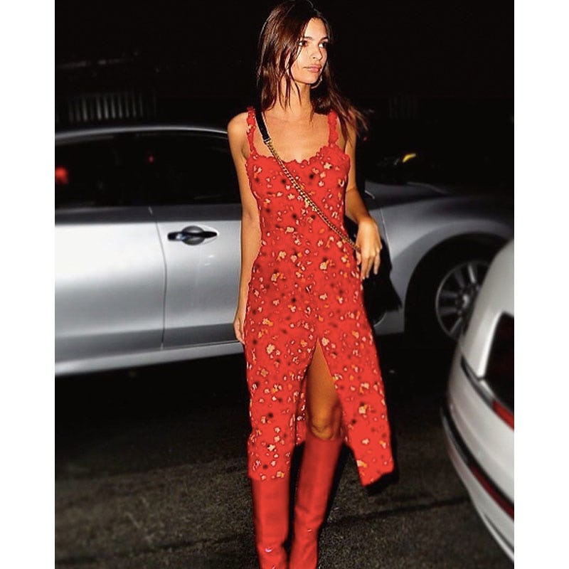 The One Dress Emily Ratajkowski Is Wearing On Repeat