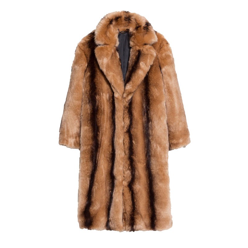 Gorgeous Evening Coats To Wear With Your Holiday Attire