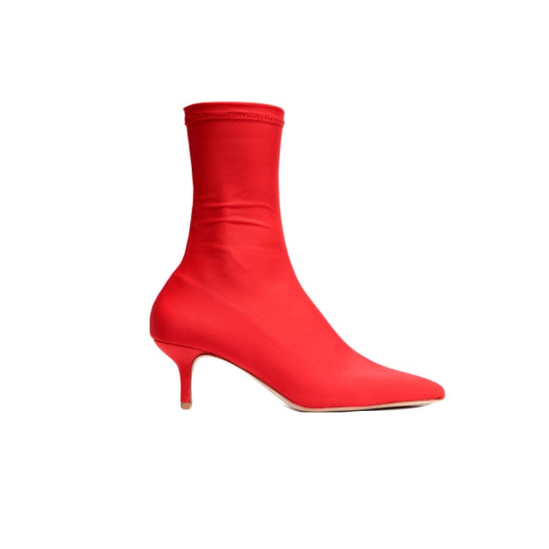 10 Red Boots That Are So Chic And Won’t Cost You More Than $175