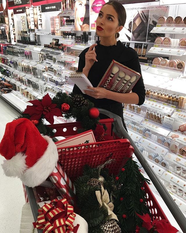 8 Stylish Secret Santa Gifts For Literally Anyone