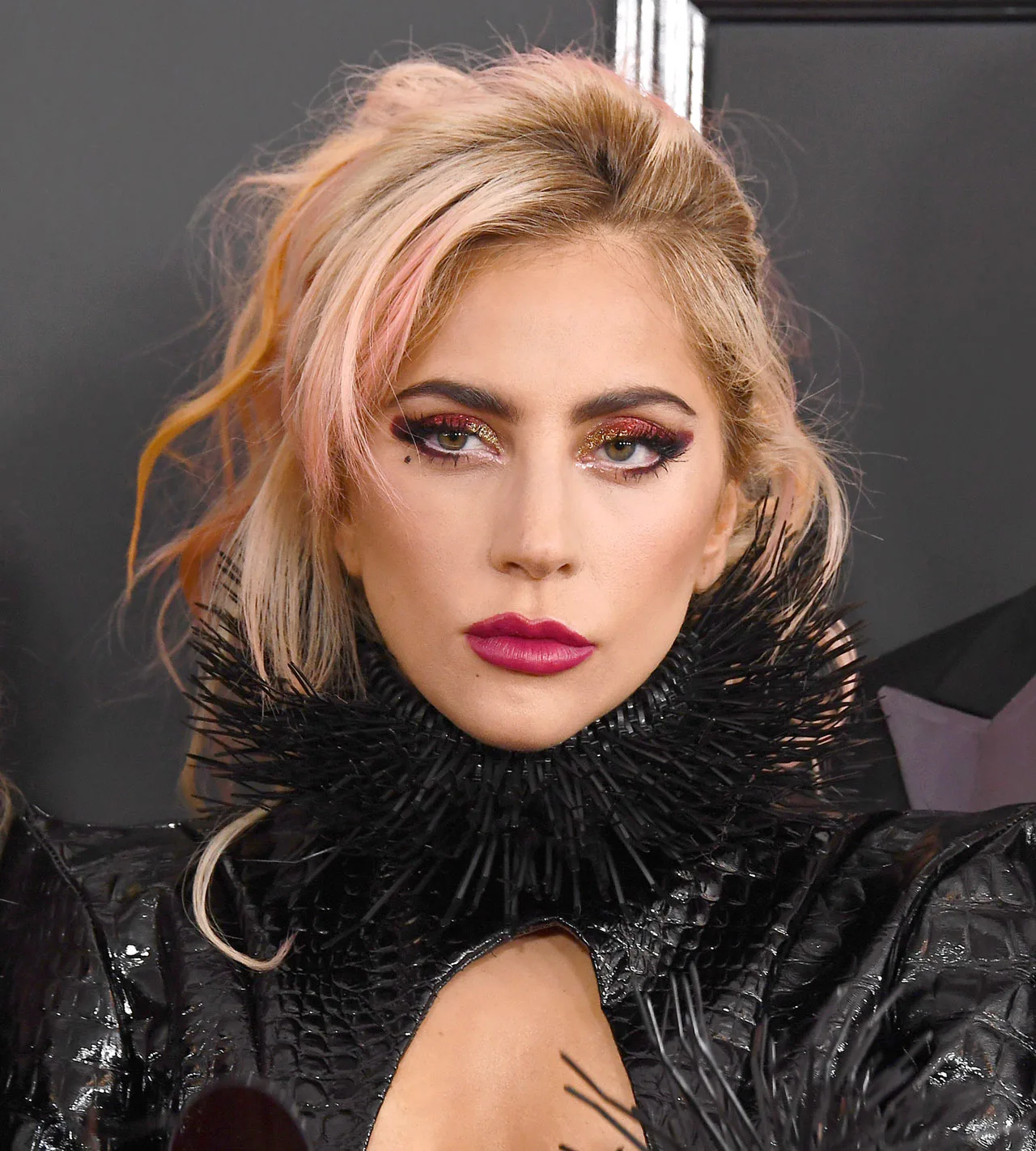 The Tricks Celebrity Makeup Artists Use On The Red Carpet