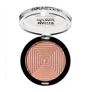 The Best Highlighters For Deeper Skin Tones