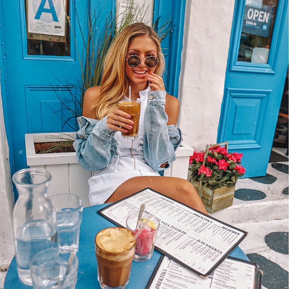 The Perfect Weekend Outfit You Can Wear To Work