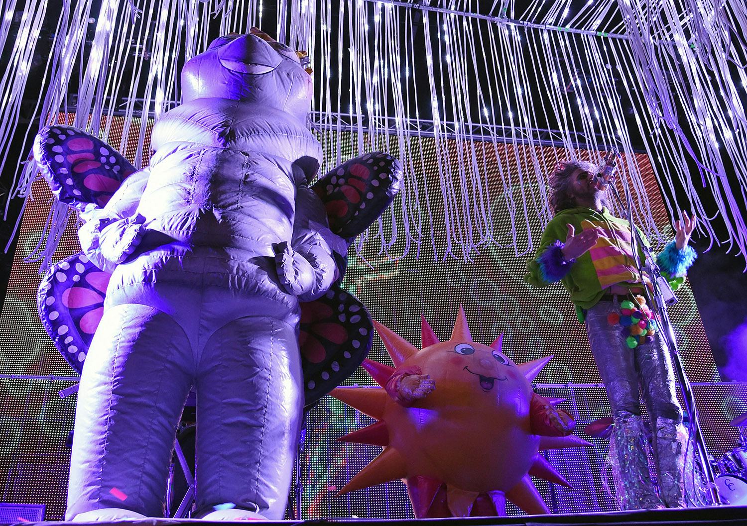 5 Fall Festival Outfits That Will Get You Through The Season