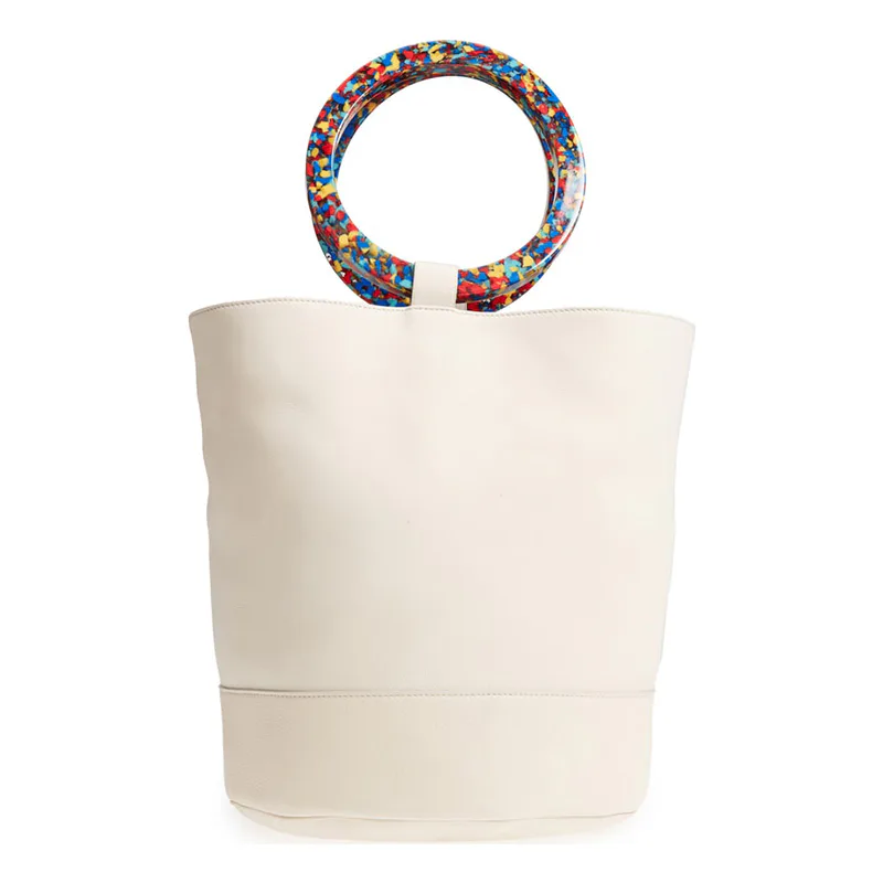 The Bucket Bag Trend Is Still Going Strong For Fall — And These Bags ...