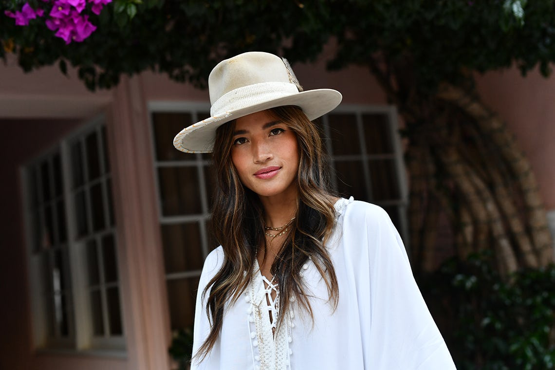 Here’s How To Dress Like You Have A Personal Stylist